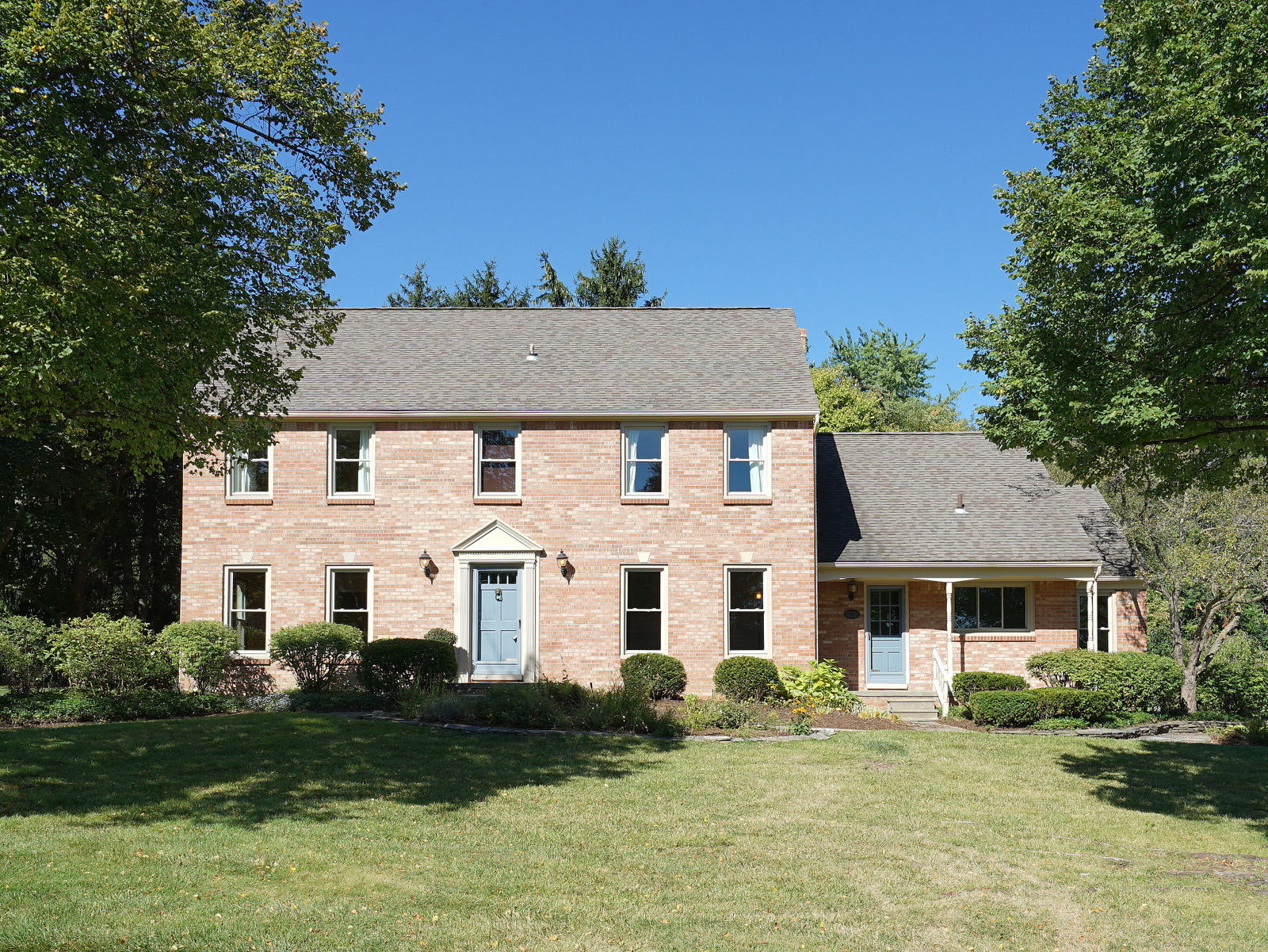 Classic Center Entrance Colonial – BAKE Real Estate